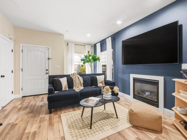 18 S 21st St, Unit 100, San Jose, CA 95116 | MLS #ML82044 | Compass