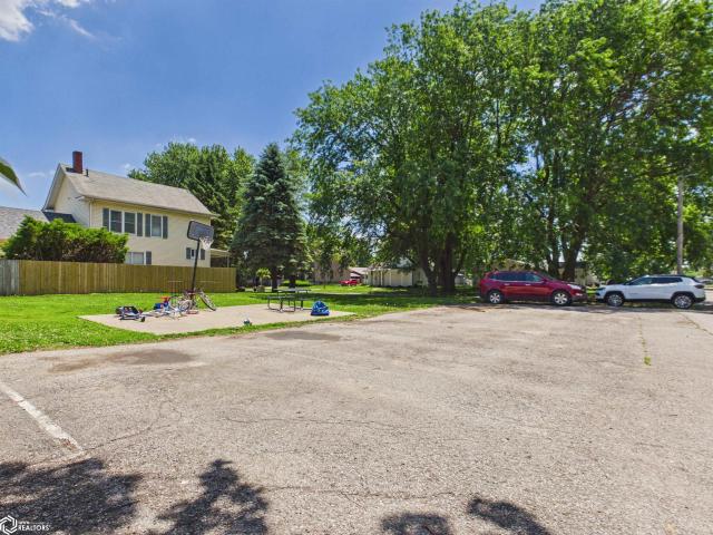18 S 5Th Street