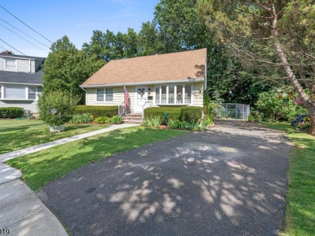 18 Seton Ln