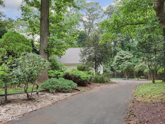 18 Seven Oaks Drive