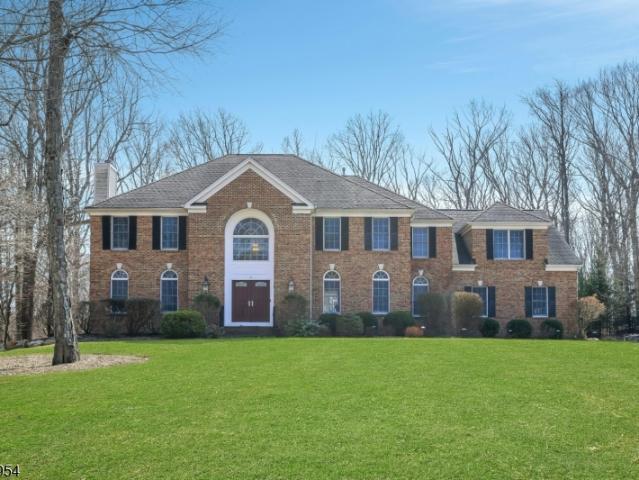 18 Shadowbrook Way, Randolph, NJ 07945 | MLS #4018 | Compass