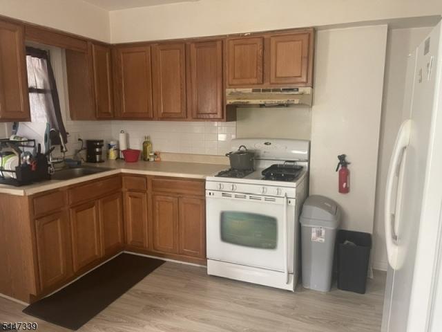 18 Sickle St