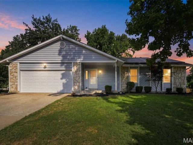 18 Spencers Crossing, Saint Peters, MO 63376