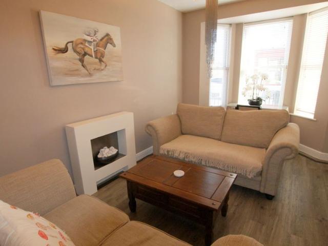 18 St. Pauls Road, CHELTENHAM GL504EW