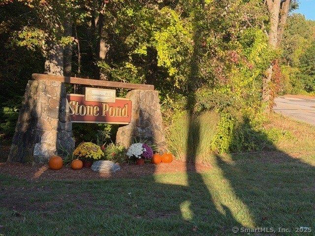 18 Stone Pond Rd Unit 18, Tolland, CT 06084