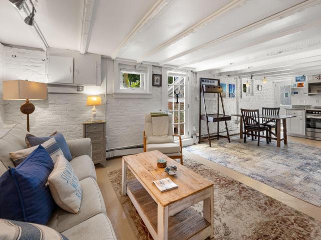 18 Standish Street APT C