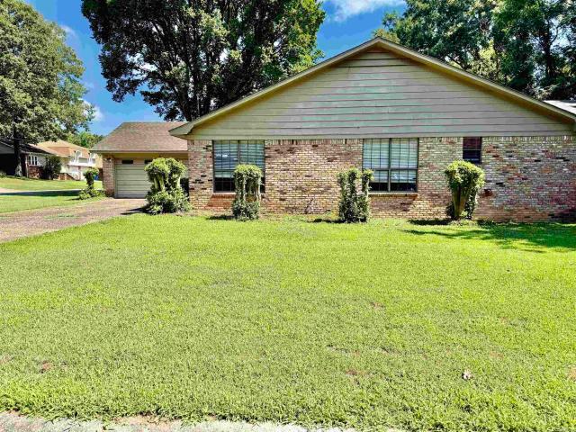 18 Stanwood Loop