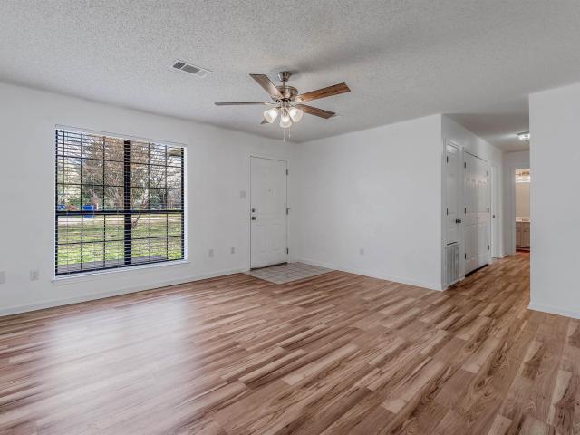 18 Steele Magnolia