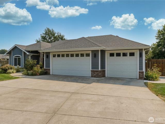 18 Sterling Lane