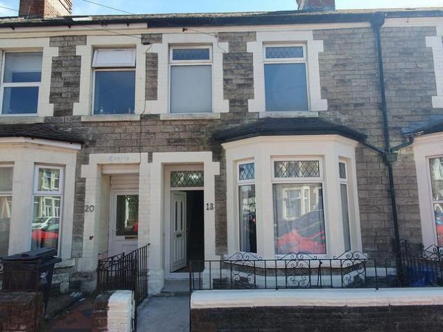 18 Strathnairn Street 5 bed house to rent £2,750 pcm £635 pw