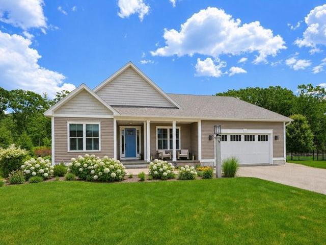 18 Summer Long Dr, Old Orchard Beach, ME 04064
