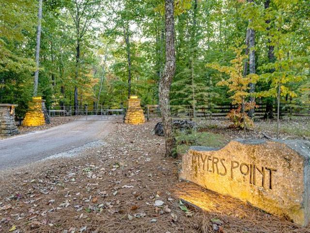 18A Myers Point Rd, Sewanee, TN 37375