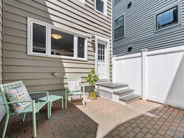 18R Polk St, Boston, MA 02129