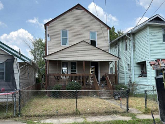 18th St