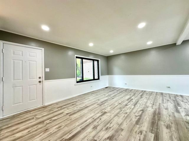 18w158 16th Street