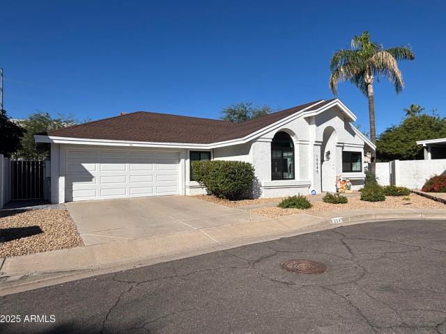19040 N 32nd Way, Phoenix, AZ 85050 | Compass