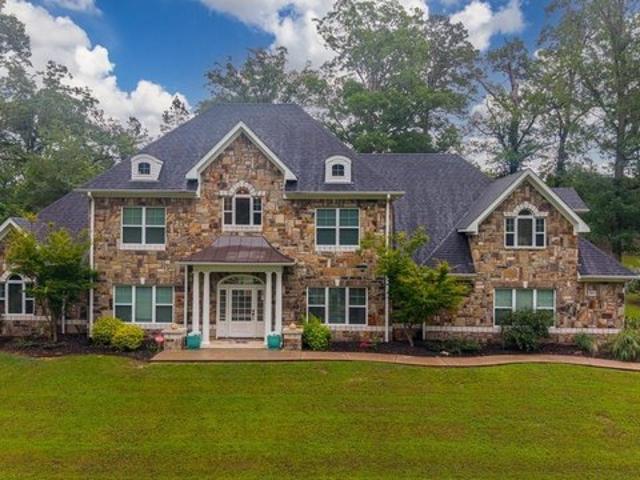 19045 Sulphur Springs Rd, Malvern, AR 72104