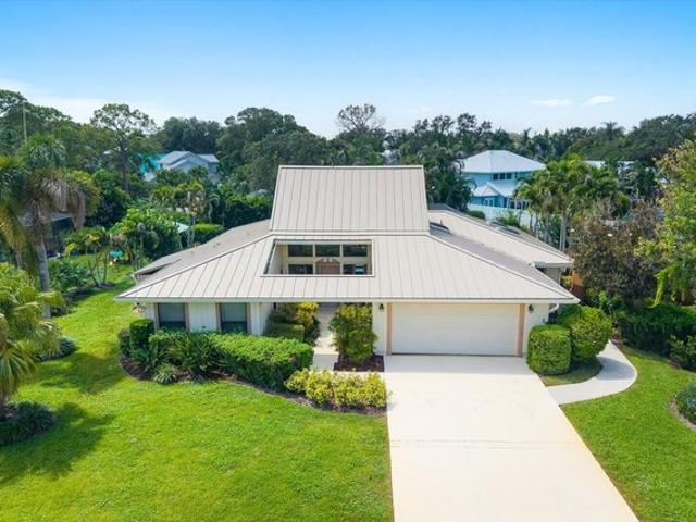 1904 NW 22nd St, Stuart, FL 34994