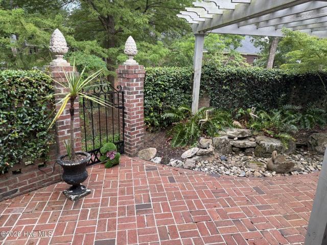 1904 Brewton Court