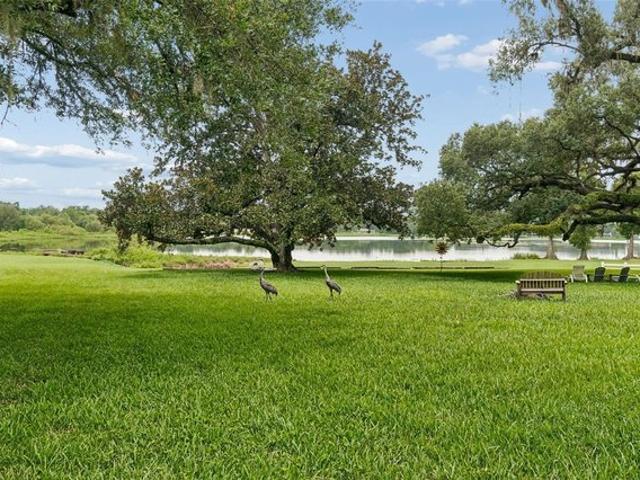 1904 Capri Rd, Valrico, FL 33594