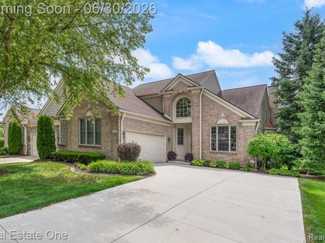1904 Dunham Dr Unit 12, Rochester, MI 48306