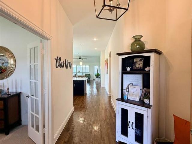 1904 Daybreak Drive
