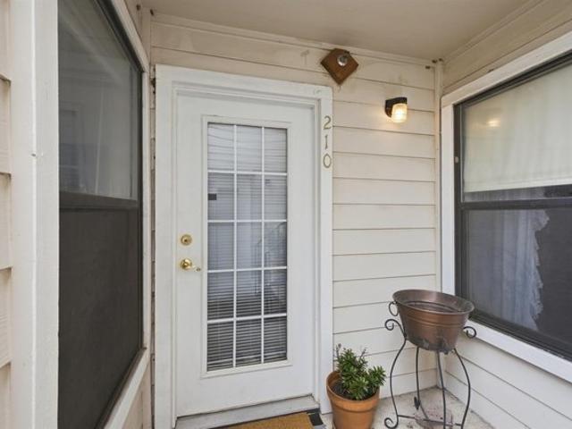 1904 E 66th Pl Unit C210, Tulsa, OK 74136