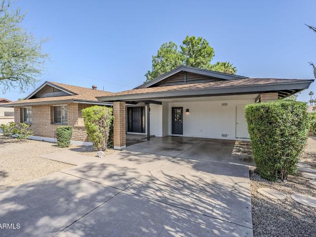 1904 e manhatton drive