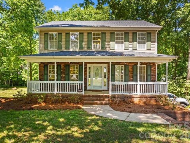 1904 Lorelei Ct, Mount Pleasant, NC 28124