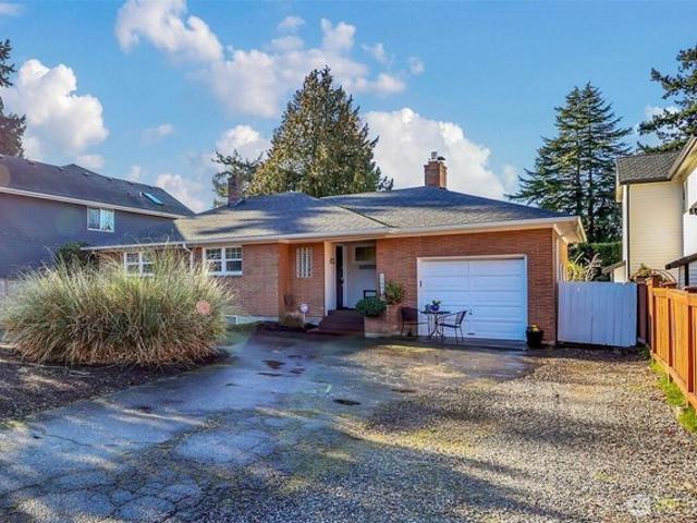 1904 st Ave NW, Shoreline, WA 98177