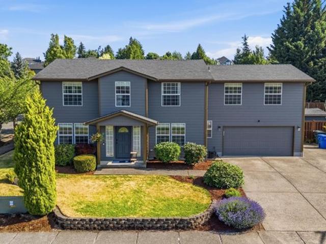 1904 Westport St NW, Salem, OR 97304