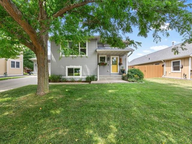 1904 Wilcox Blvd W, Northfield, MN 55057