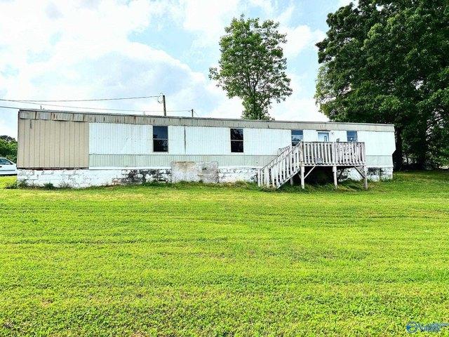 1904 Williamson St, Guntersville, AL 35976