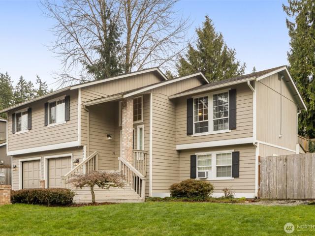 1904 135th St E, Tacoma, WA 98445 | MLS #2485 | Compass