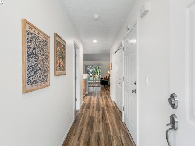 19051 wellesley ave