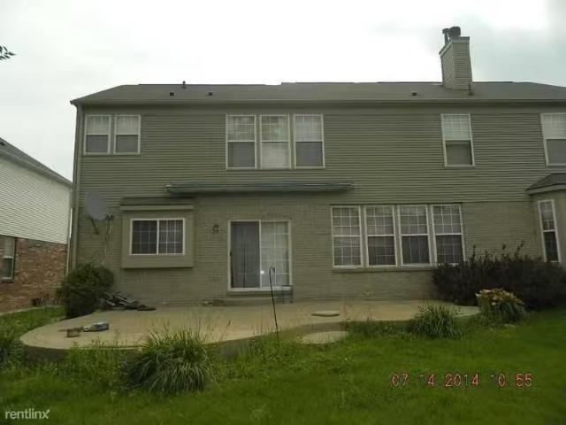 19055721 33721 Stonecrest Dr