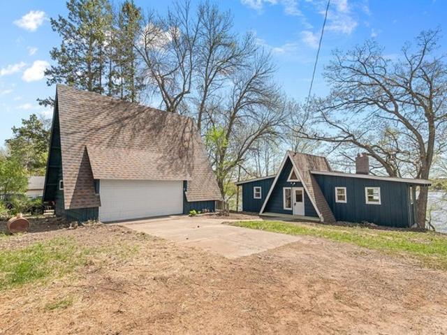 19055 Island View Dr, Mora, MN 55051