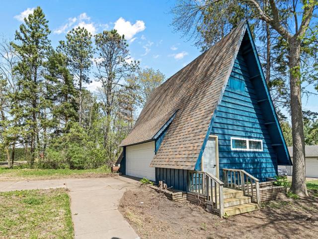 19055 Island View Drive