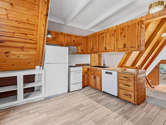 19055 Island View Drive