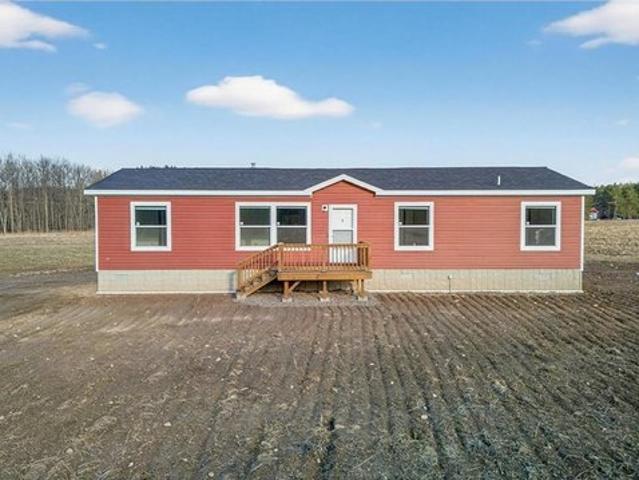 19056 Island View Dr, Mora, MN 55051