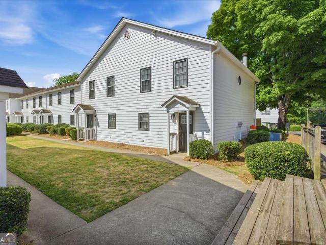 1905 Milledge Avenue 24