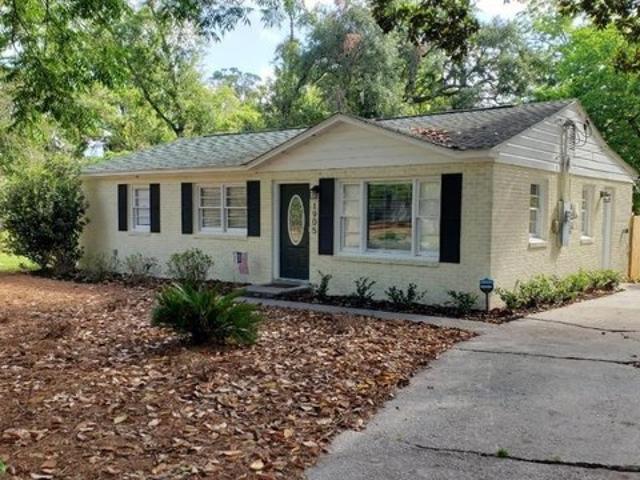 1905 Oconnell St, Beaufort, SC 29902