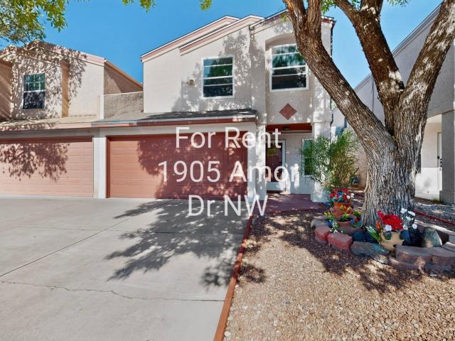 1905 Amor Drive NW