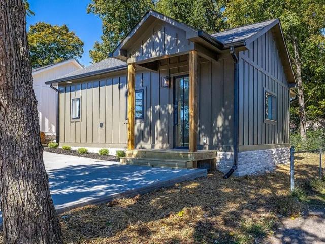 1905 B Highland Ave, Columbia, TN 38401 | MLS #3164 | Compass