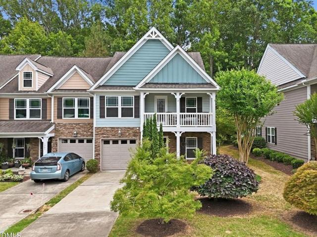 1905 Bartlett Cir, Hillsborough, NC 27278