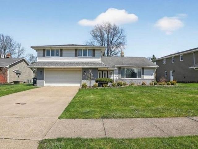 1905 Camberly Dr, Cleveland, OH 44124