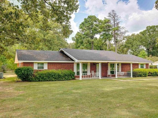 1905 Cooper Lake Rd, Bastrop, LA 71220