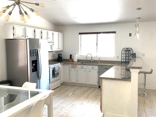1905 E Anchor Drive