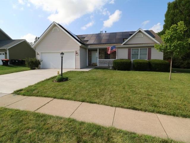 1905 Fieldstone St, Washington, IL 61571