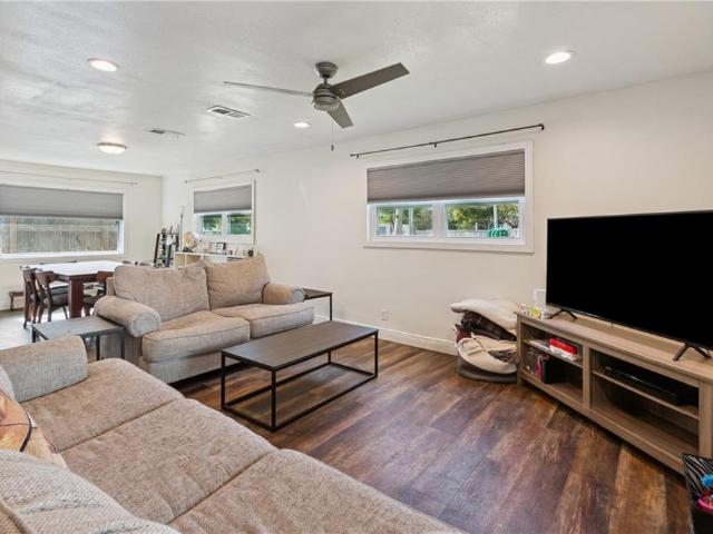 1905 Generes Drive